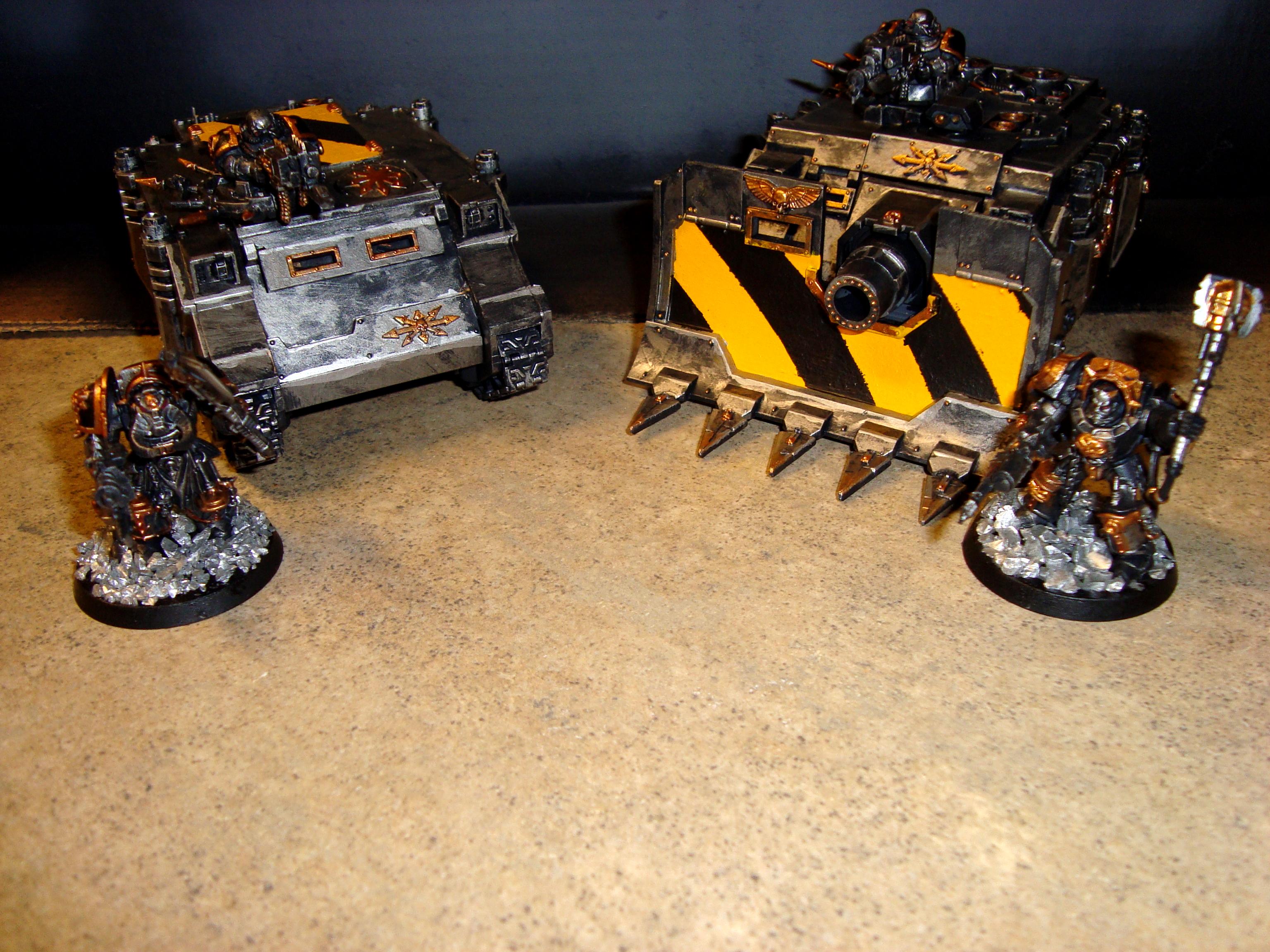 Chaos Rhino, Chaos Vindicator, Iron Warrios - Iron Warriors Vindicator and Rhino - Gallery ...